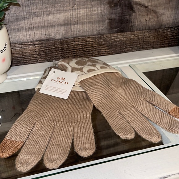 Coach | Accessories | Coach Gloves Camel And Ivory | Poshmark